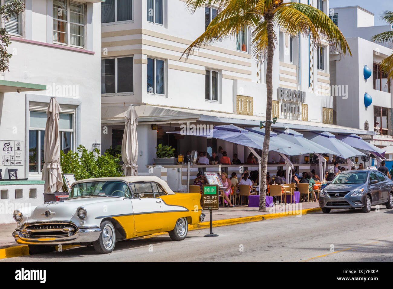 Art Deco Ocean Drive in Miami Beach Florida Stock Photo - Alamy