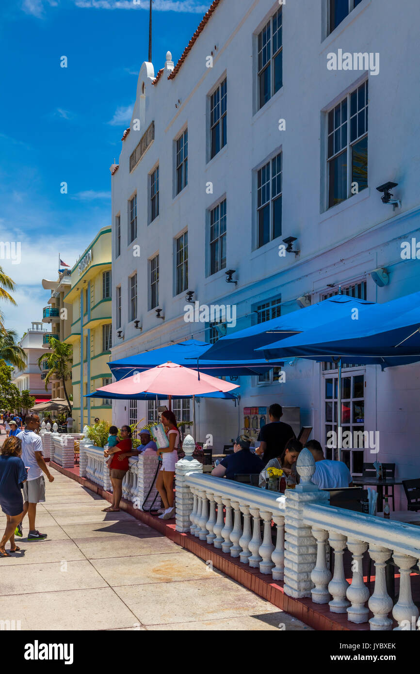 Ocean dr miami beach hi-res stock photography and images - Alamy