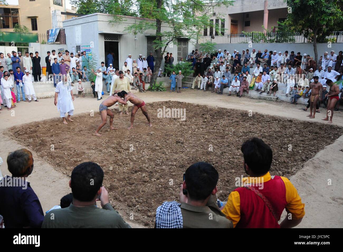 Rawalpindi, Pakistan. 18th Aug, 2017. Wrestlers in action during ...