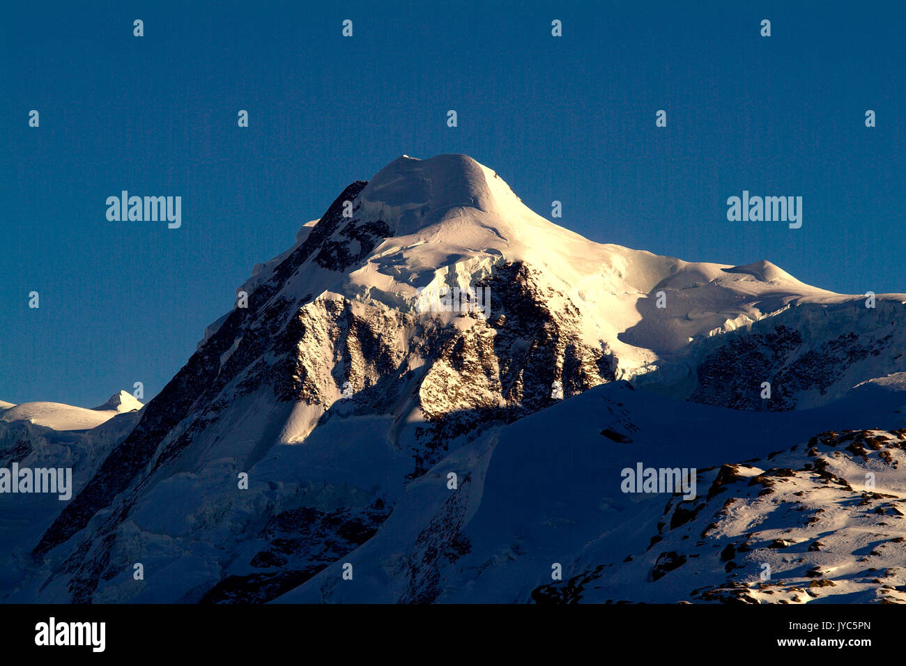 Mount Pollux High Resolution Stock Photography and Images - Alamy