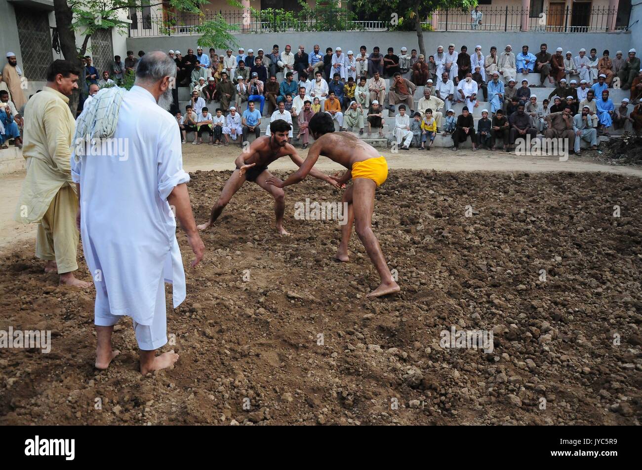 Rawalpindi, Pakistan. 18th Aug, 2017. Wrestlers in action during ...