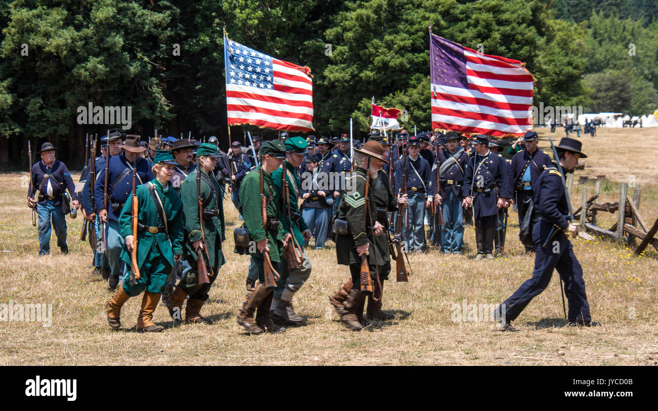 Union Soldiers Marching