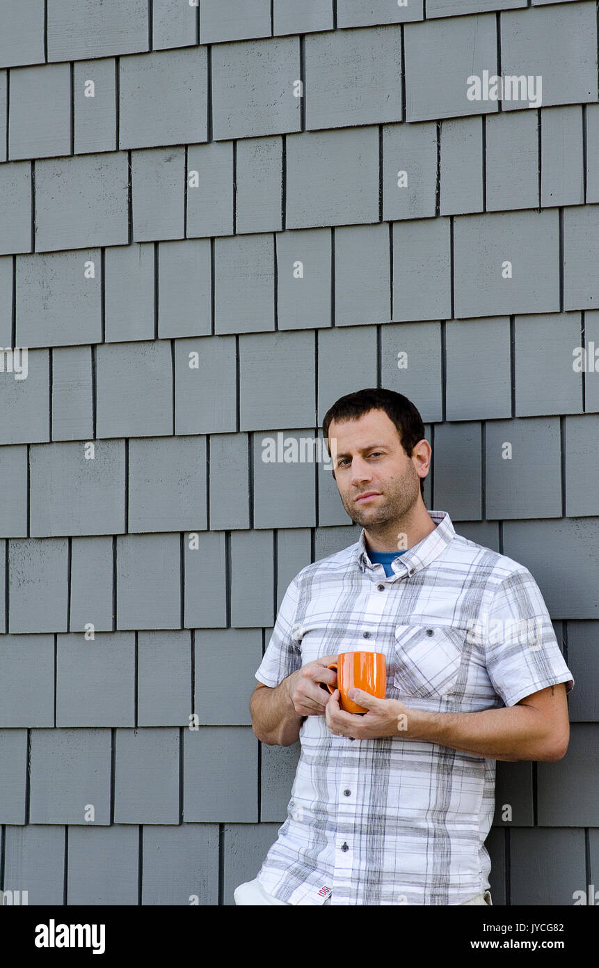 Leaning person hi-res stock photography and images - Alamy