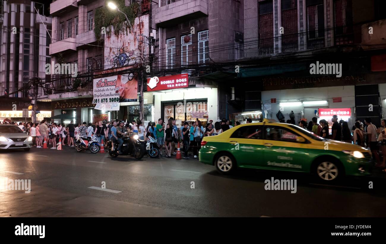 Night Yaowarat Road Chinatown Bangkok Thailand Stock Photo - Alamy