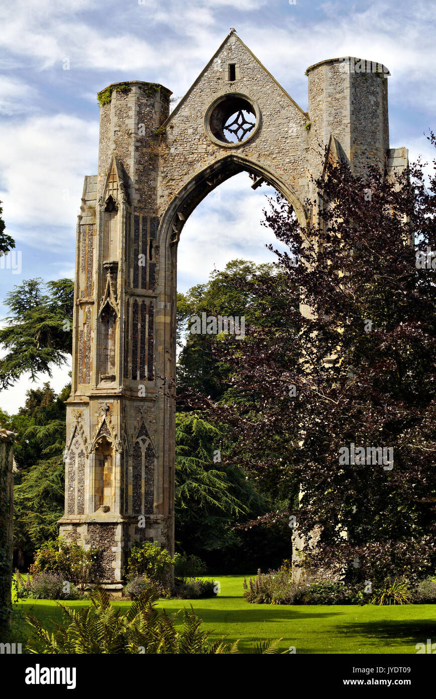 To the ancient christian shrine at walsingham hi-res stock photography ...