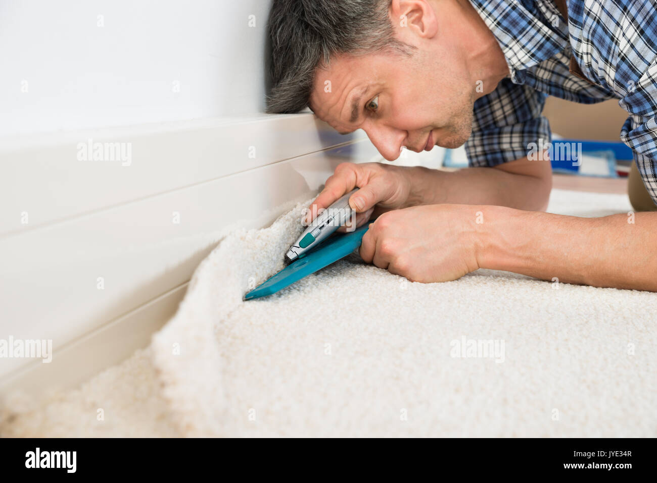 Cutting a carpet hi-res stock photography and images - Alamy