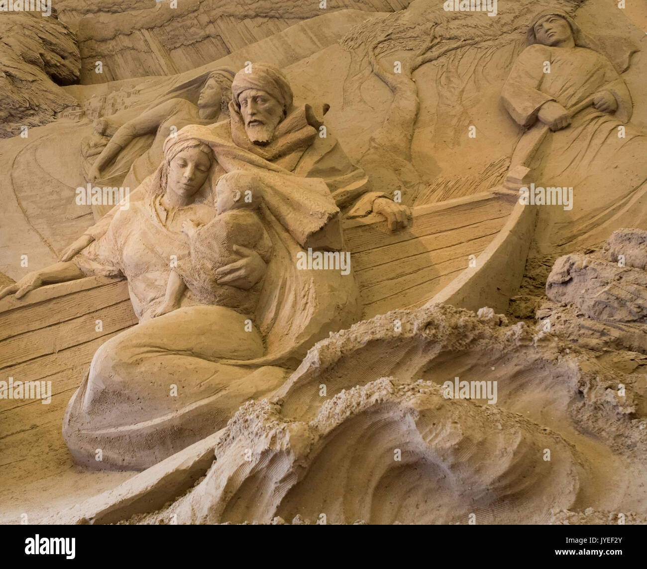 Jesolo lido, Italia: Sand Nativity 2016, wonderful sand scultures ...