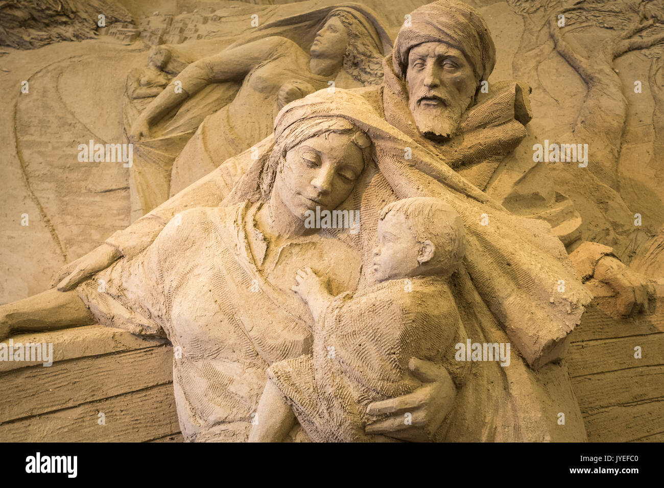 Jesolo lido, Italia: Sand Nativity 2016, wonderful sand scultures ...