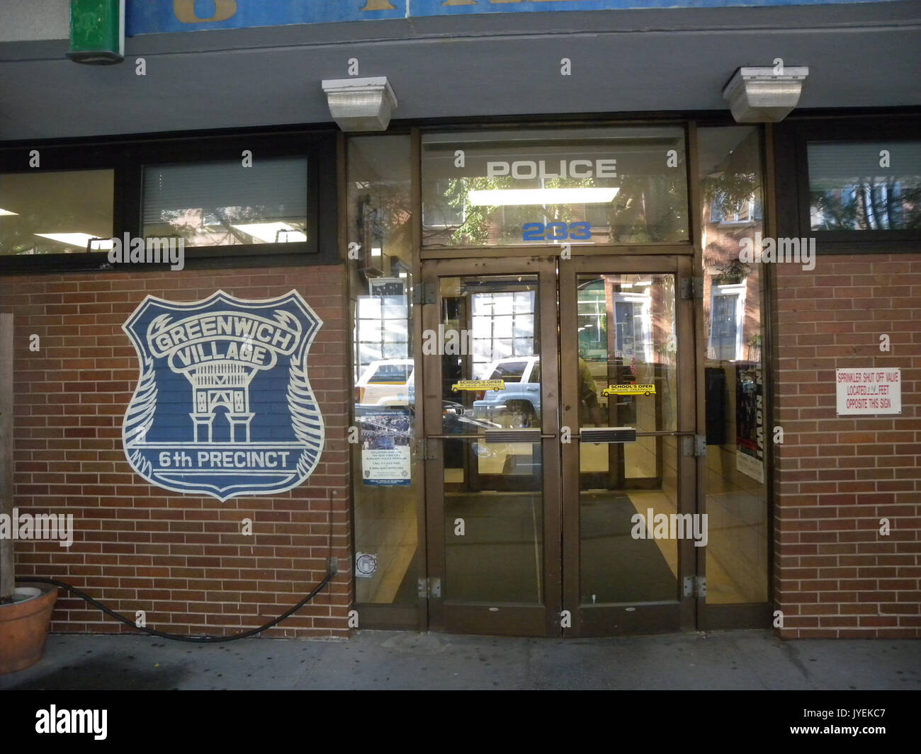 6th Pct NYPD 233 W10 jeh Stock Photo - Alamy