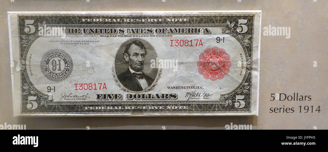 American money exhibits hi-res stock photography and images - Alamy