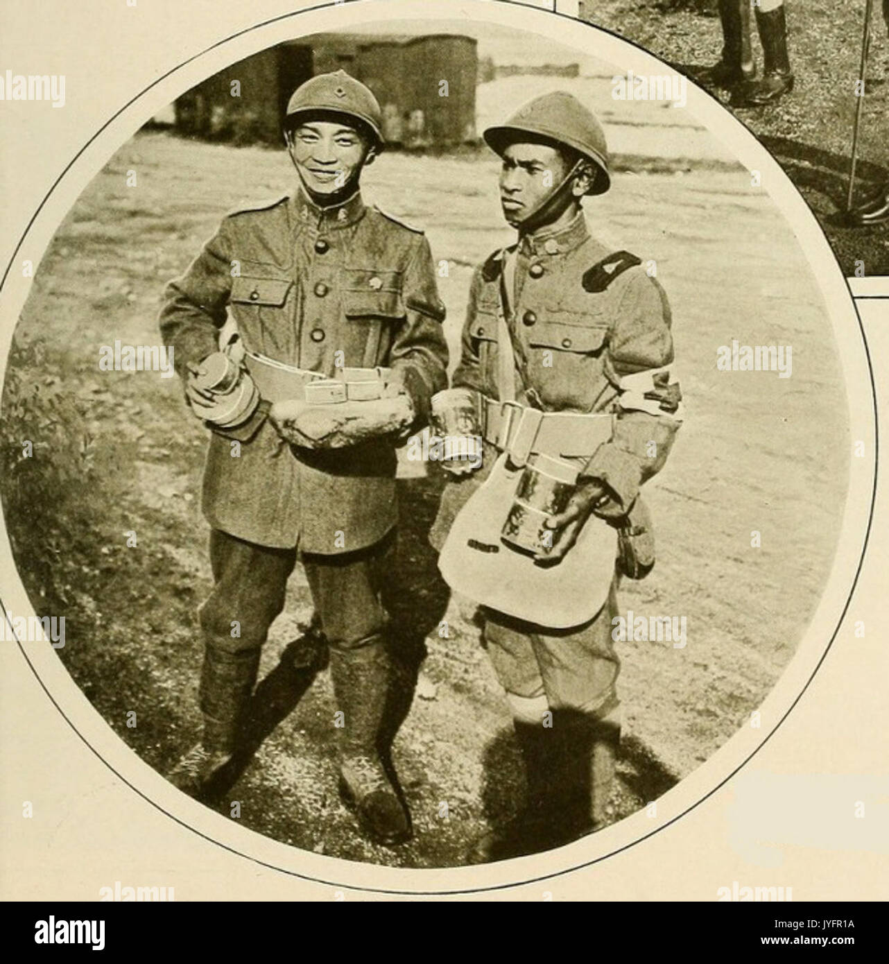 Asia soldiers hi-res stock photography and images - Alamy