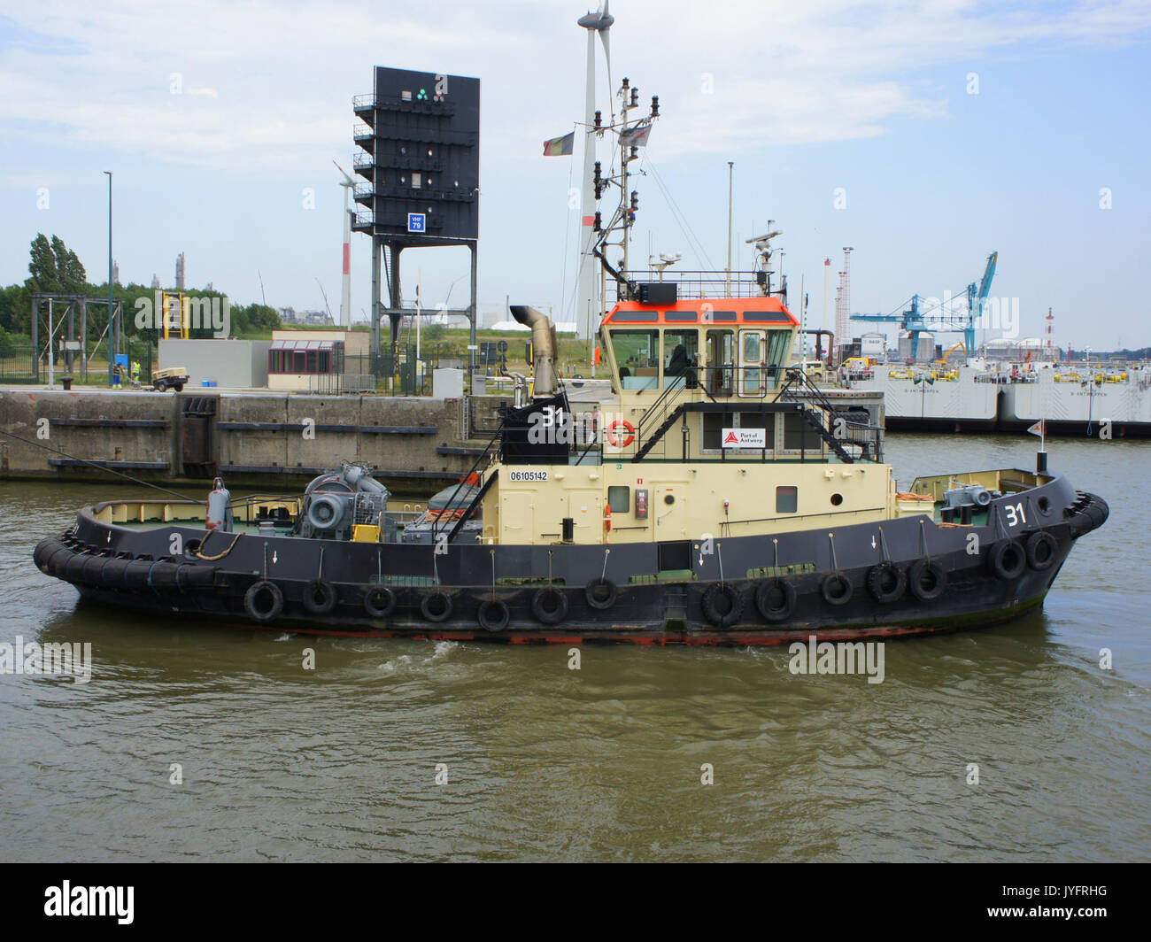 31 tugboat IMO 9684031 ENI 06105142, Zandvliet sluis, Port of Antwerp ...