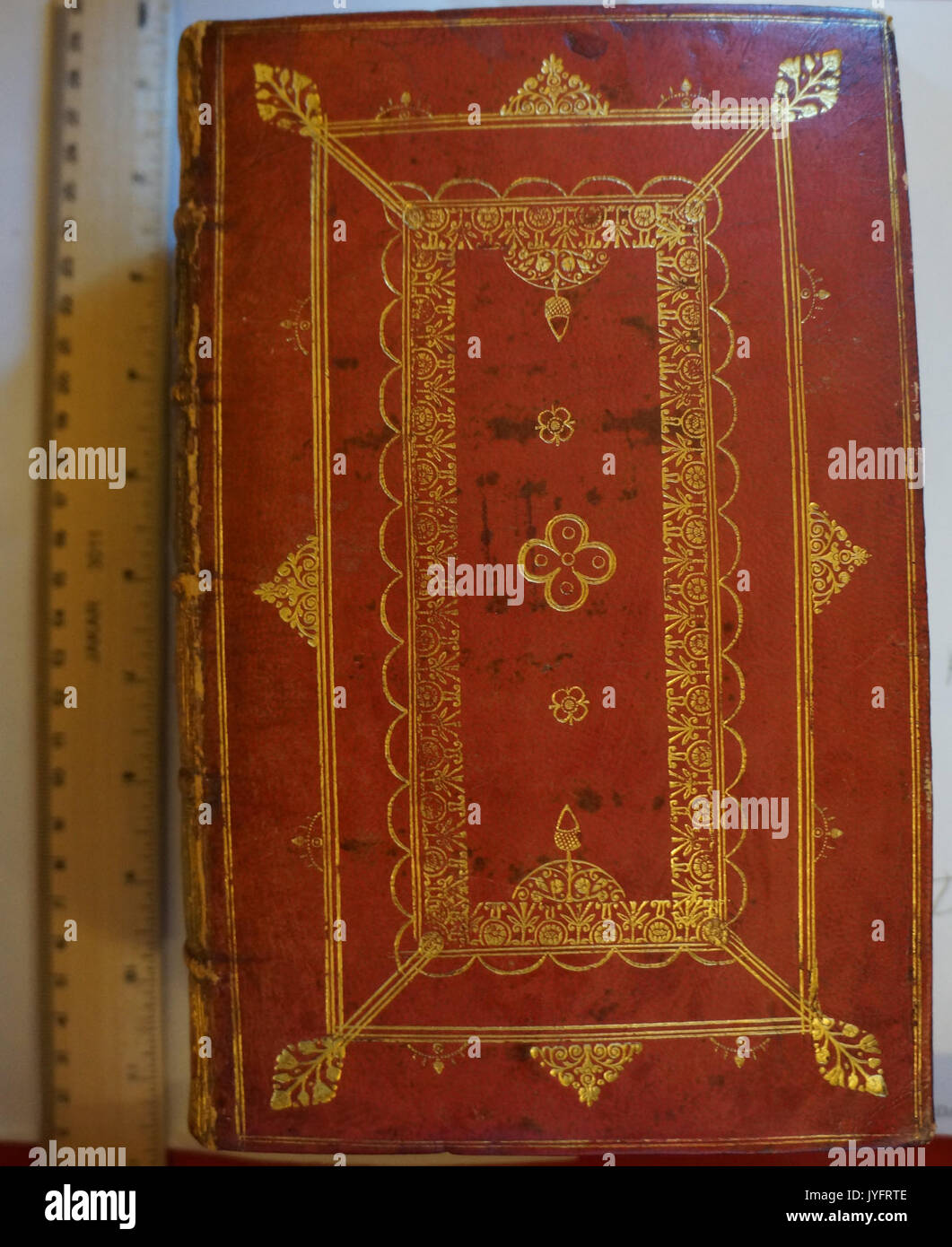 A Paraphrase with short and useful notes on the Books of the Old ...