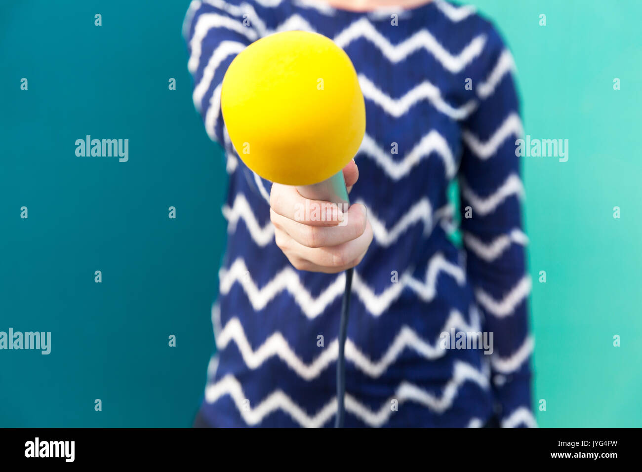 Press interview. Reporter. Mic Stock Photo - Alamy