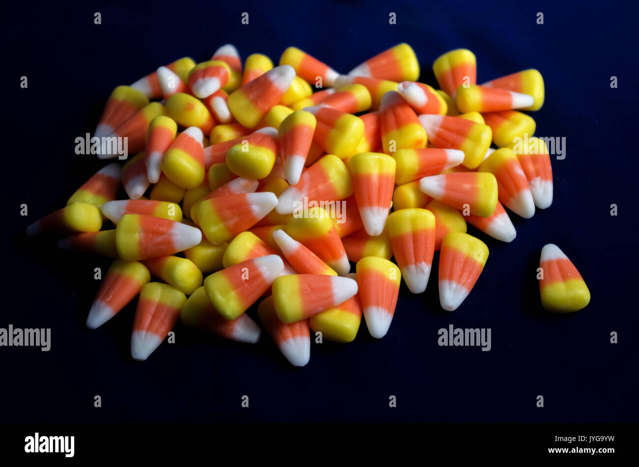 Pile of candy corn hi-res stock photography and images - Alamy