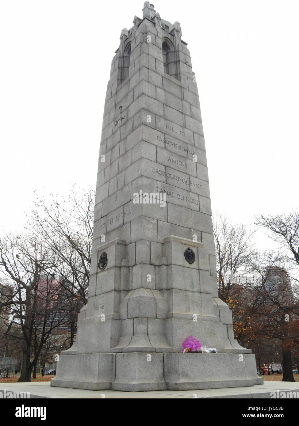 48th Highlanders Regimental Memorial DSC09888 Stock Photo - Alamy