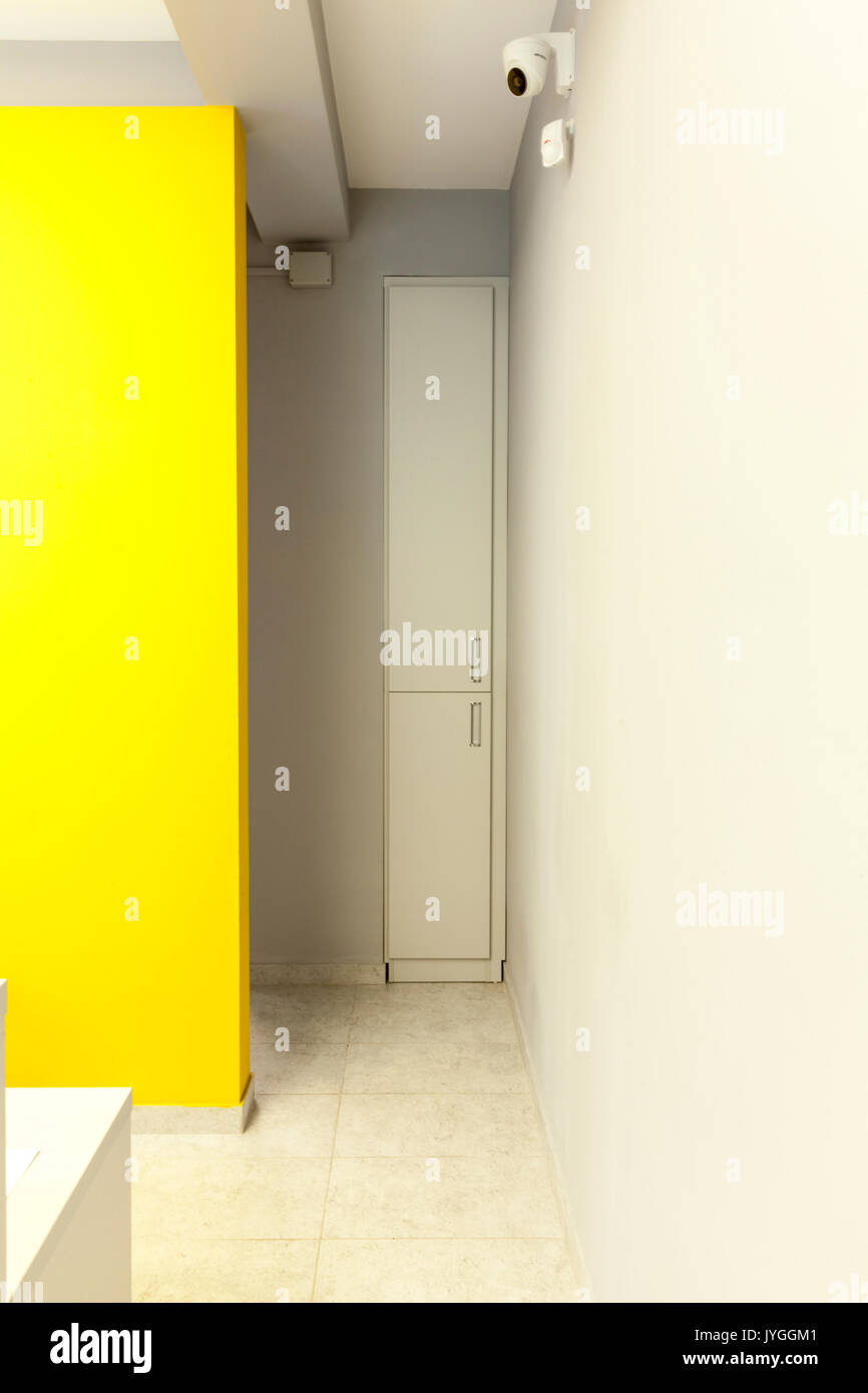 empty indoor space with yellow wall Stock Photo - Alamy