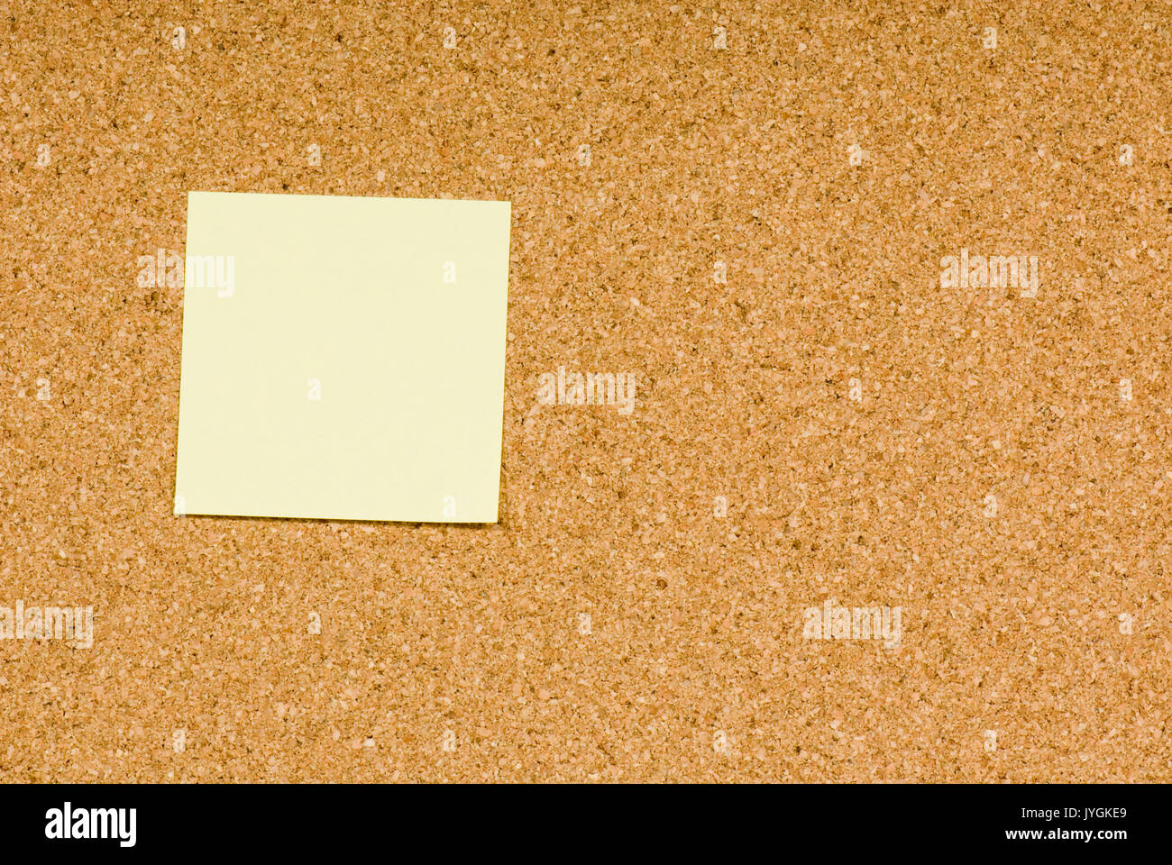 Blank sticky note Stock Photo - Alamy