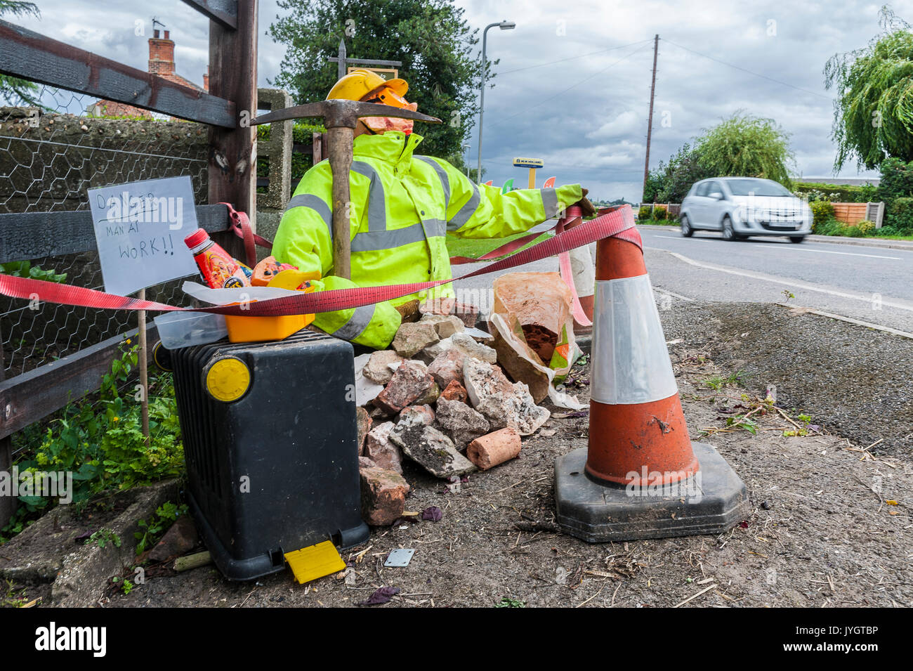 Village scarecrow hi-res stock photography and images - Alamy