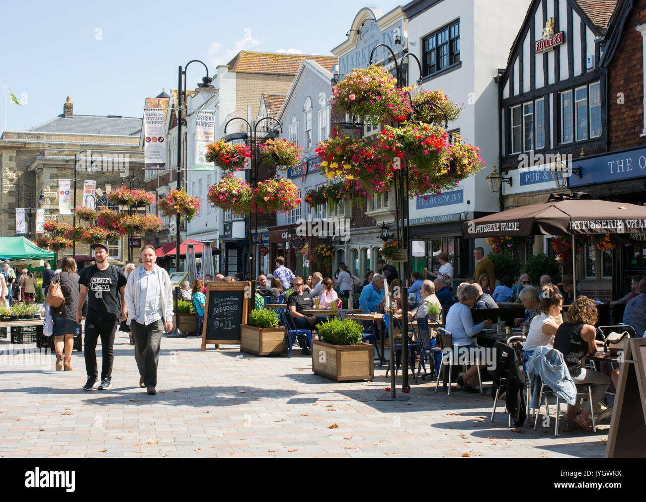 Market square salisbury hi-res stock photography and images - Alamy