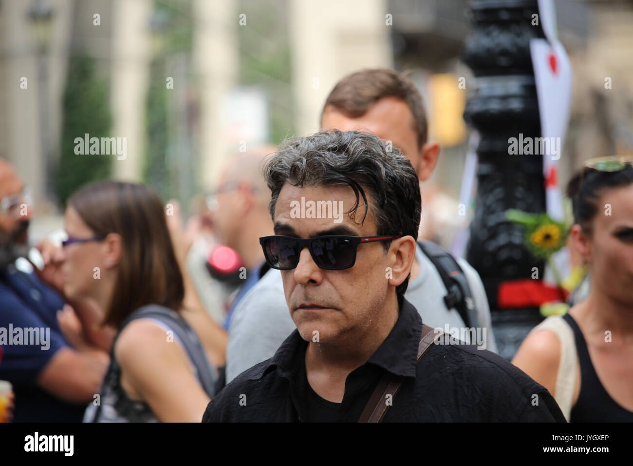 Crowd Crying Stock Photos & Crowd Crying Stock Images - Alamy