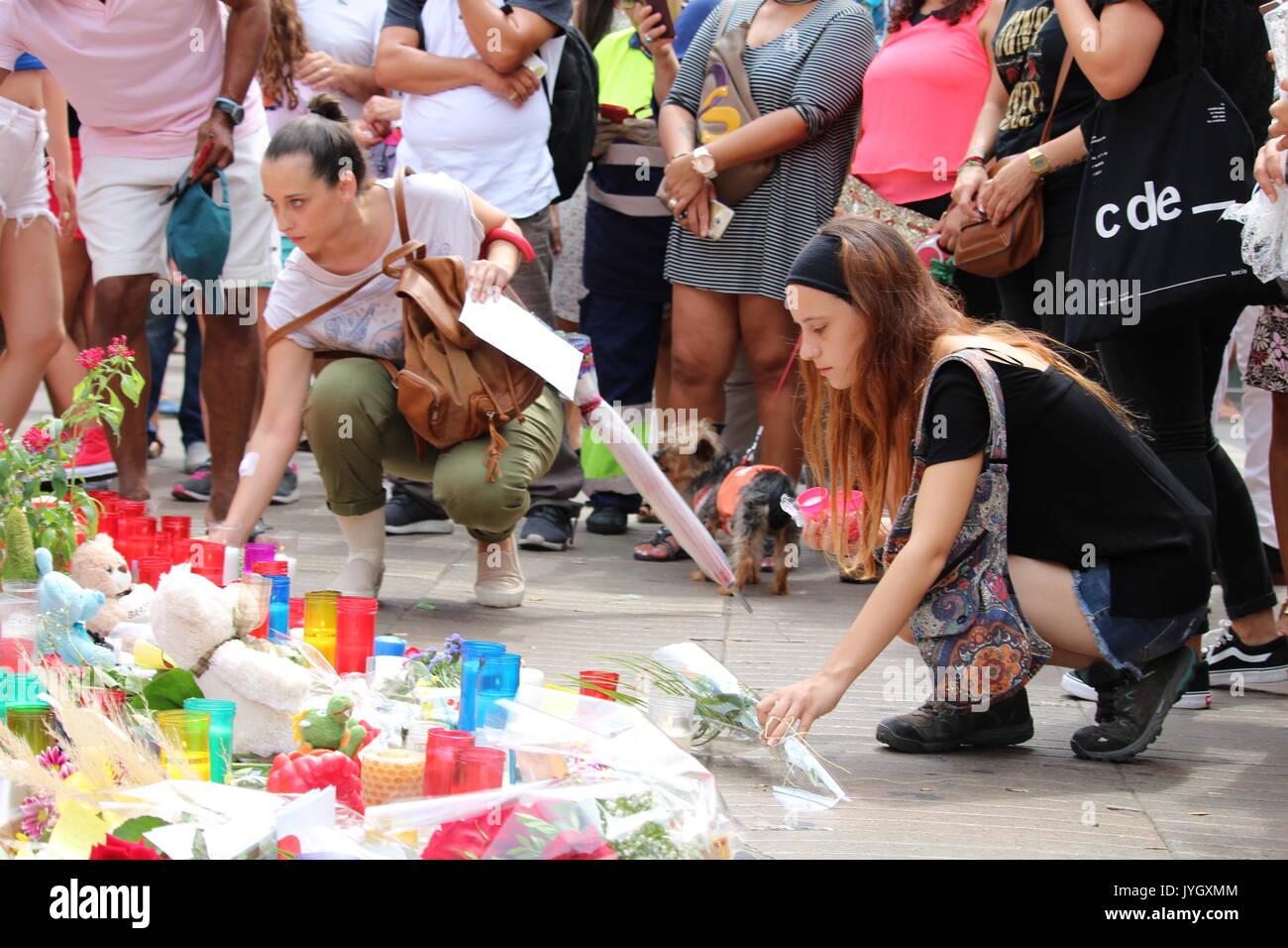 Barcelona, Spain. 19th August, 2017. Sadness and crying at the homage ...