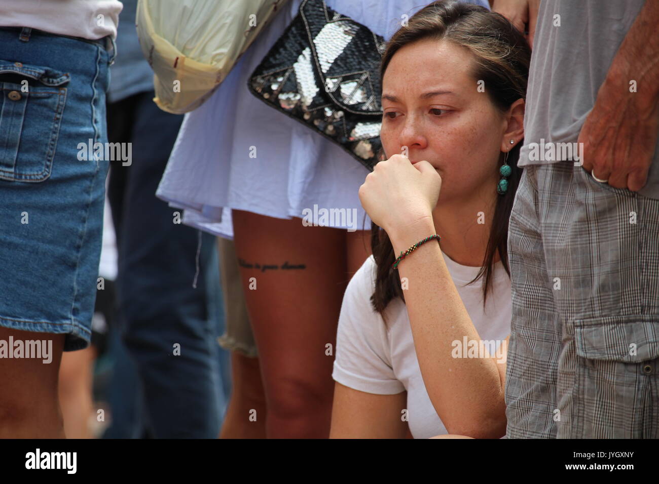 Barcelona, Spain. 19th August, 2017. Sadness and crying at the homage ...