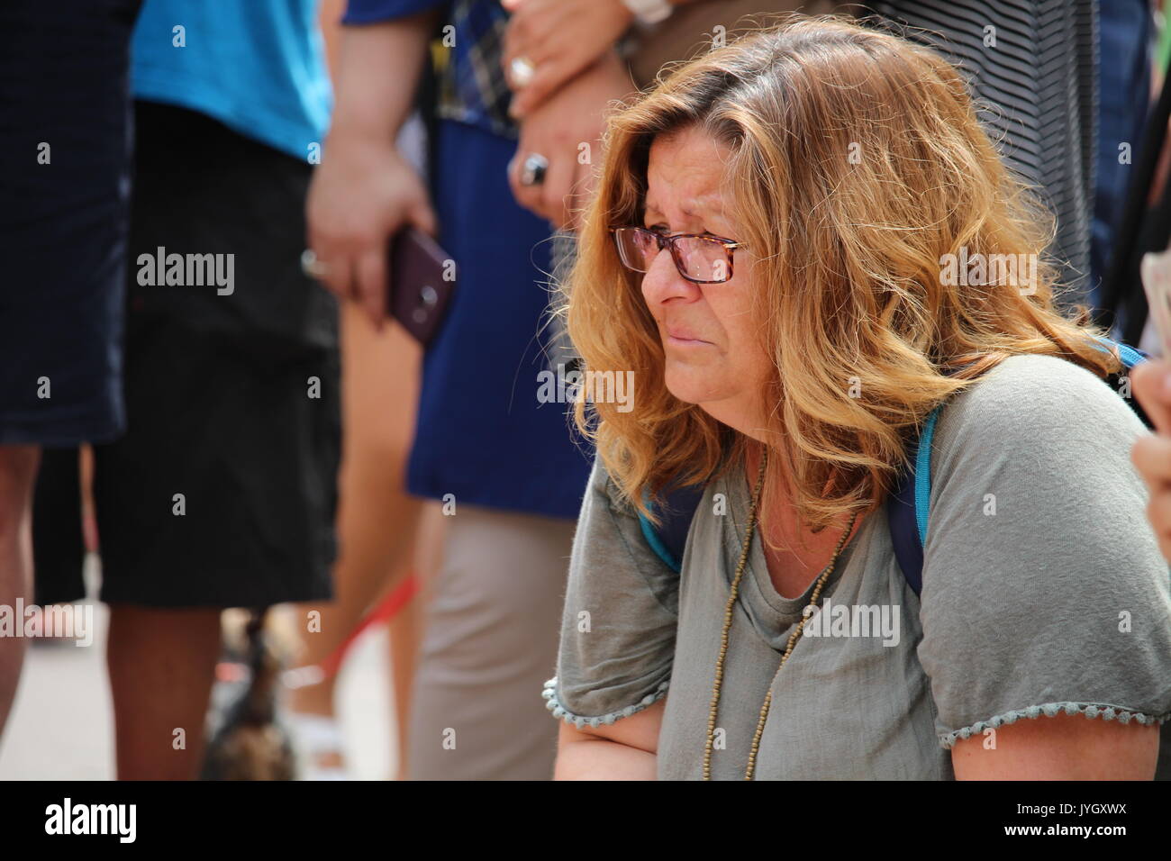 Barcelona, Spain. 19th August, 2017. Sadness and crying at the homage ...