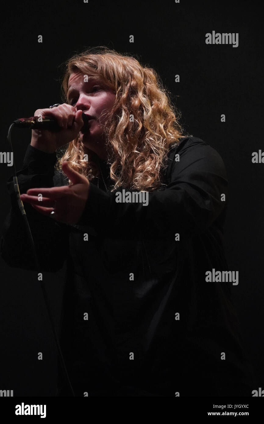 Roger tempest hi-res stock photography and images - Alamy