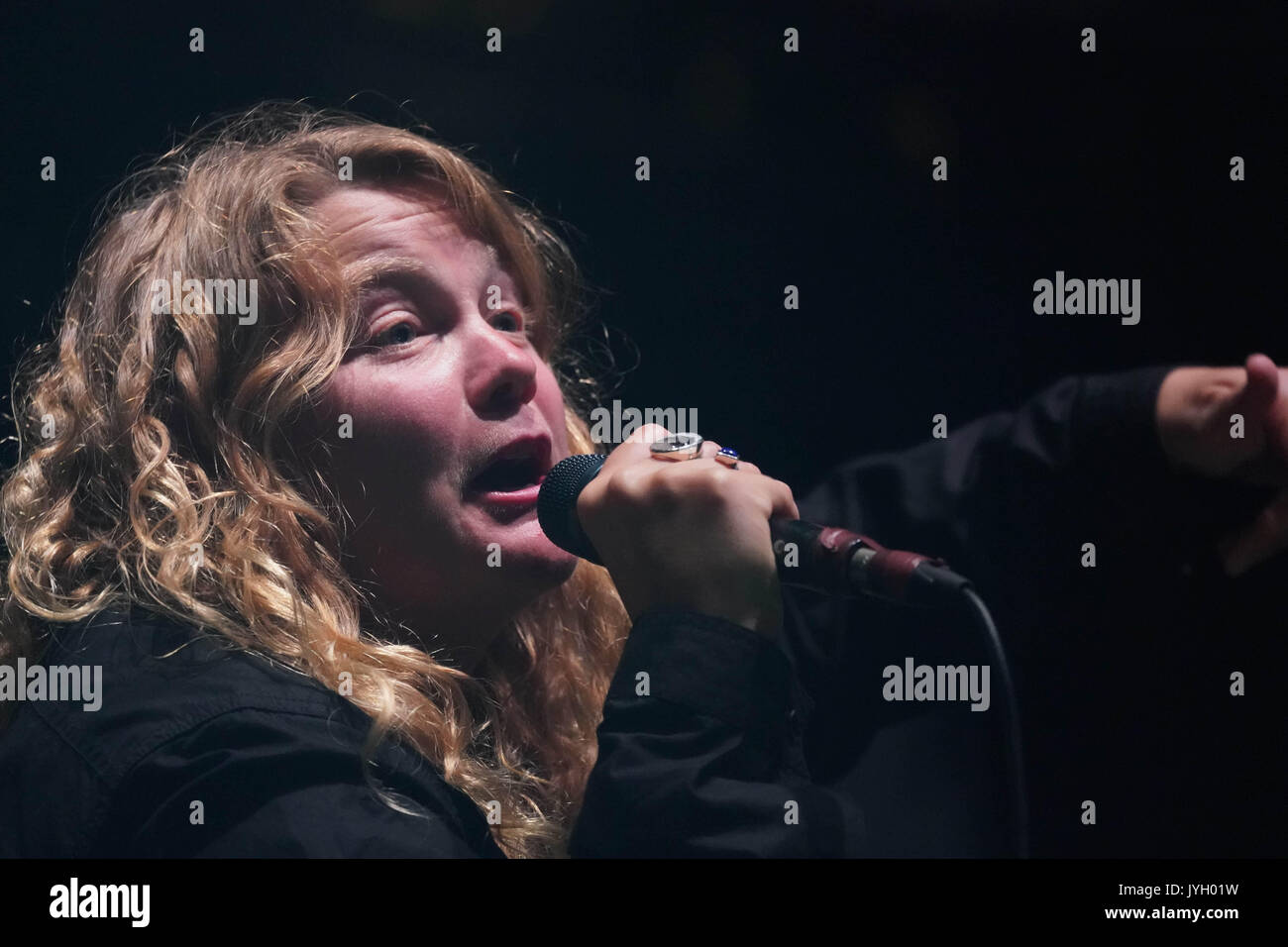 Roger tempest hi-res stock photography and images - Alamy