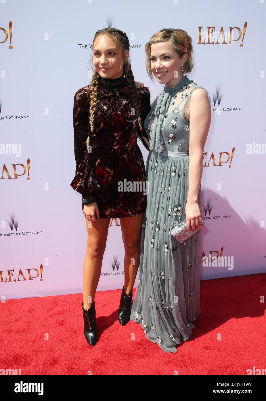 Los Angeles, Ca, USA. 19th Aug, 2017. Maddie Ziegler, Carly Rae Jepsen ...