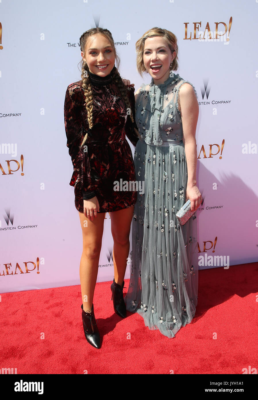 Los Angeles, Ca, USA. 19th Aug, 2017. Maddie Ziegler, Carly Rae Jepsen ...