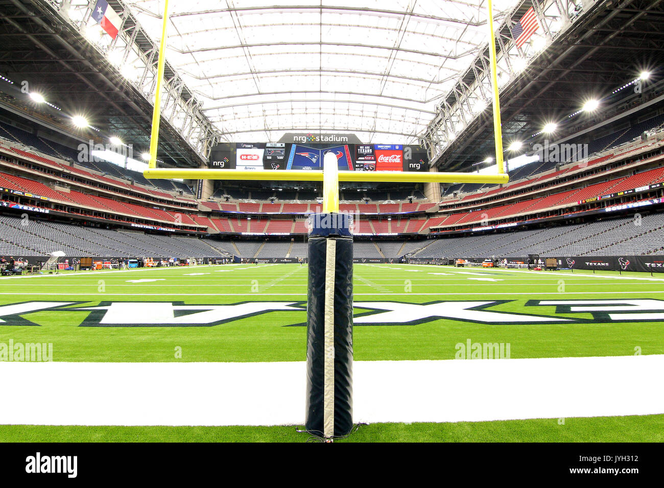 Nrg stadium view hi-res stock photography and images - Alamy
