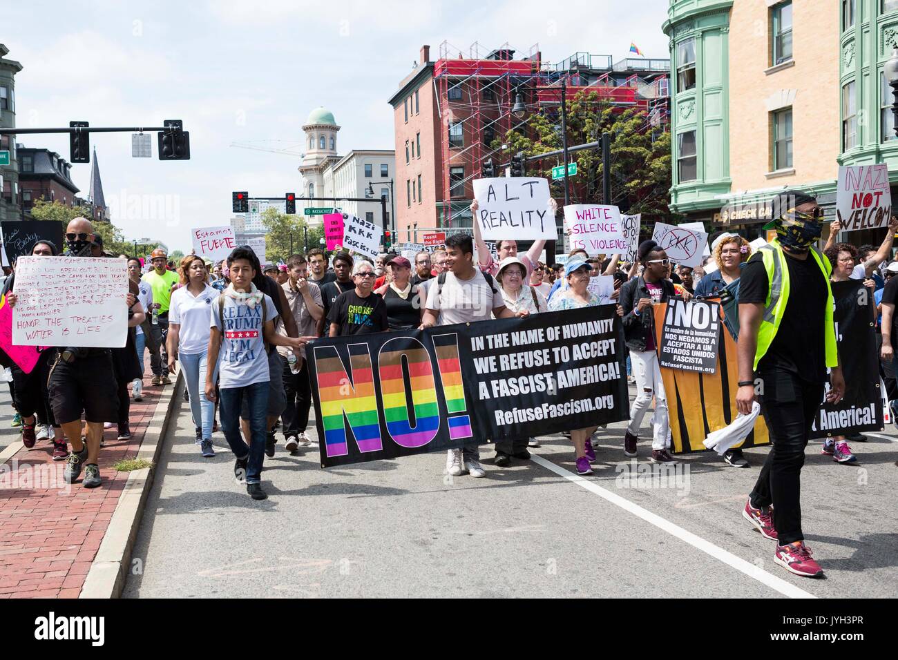 Boston, Massachusetts, USA. 19th Aug, 2017. Front row participants of ...