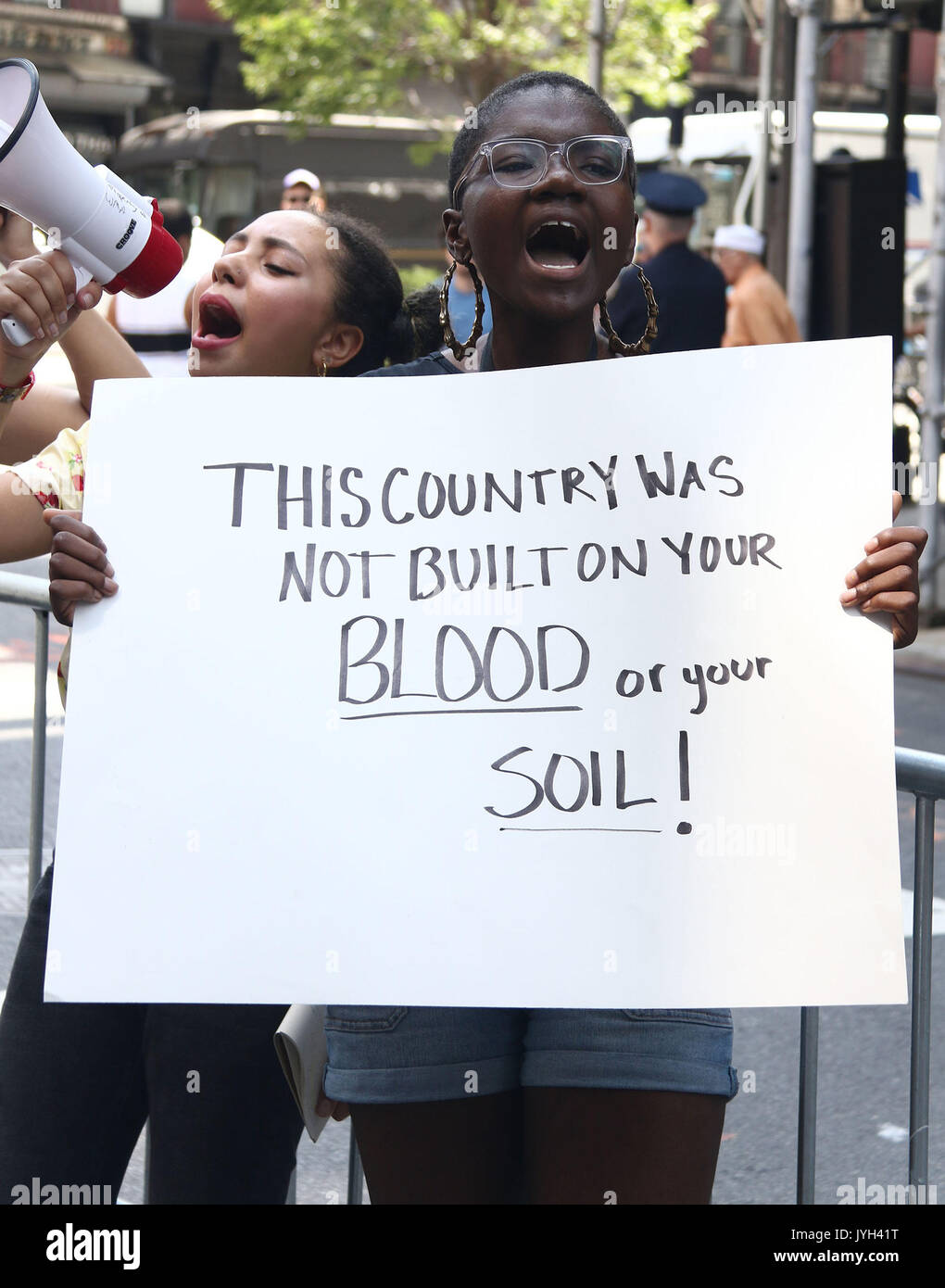 New York, New York, USA. 19th Aug, 2017. Demonstrators at the Counter ...