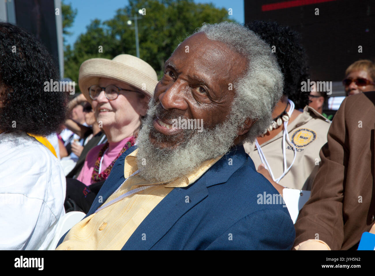 Comedian and civil rights activist Dick Gregory appears at Al Sharpton ...
