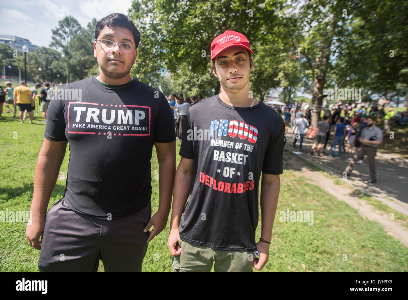 Boston, Massachusetts, USA. 19th Aug, 2017. Counter protesters swarm a ...
