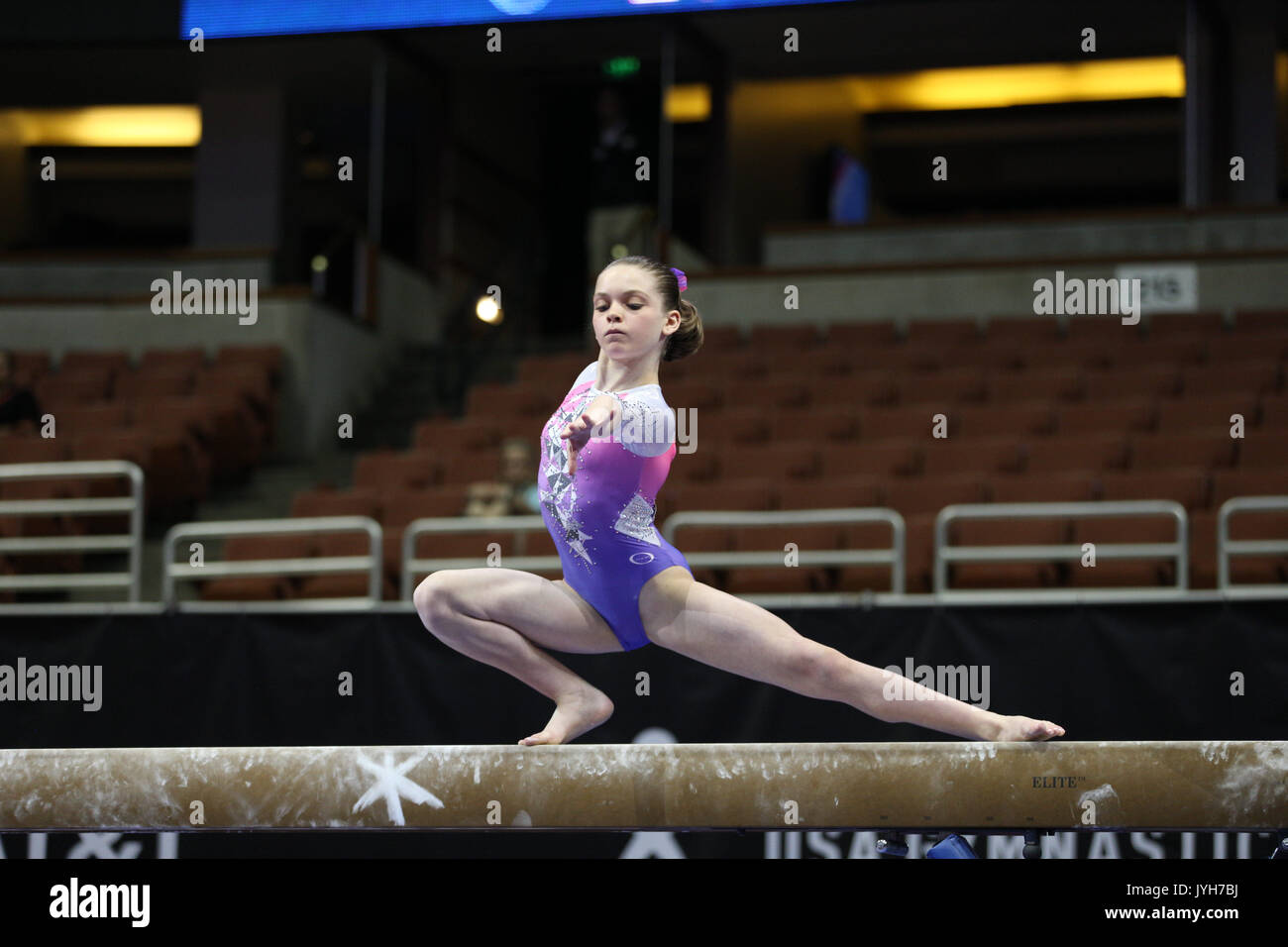 August 18, 2017: Gymnast Annie Beard competes on the first day of the ...