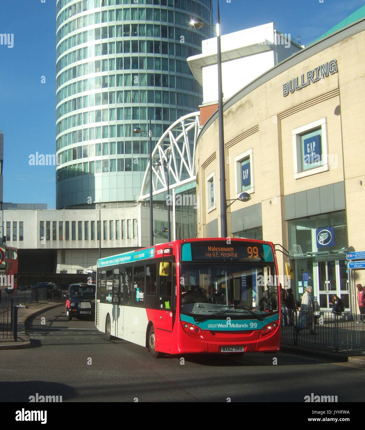 A National Express West Midlands Alexander Dennis Enviro 200 bus on ...