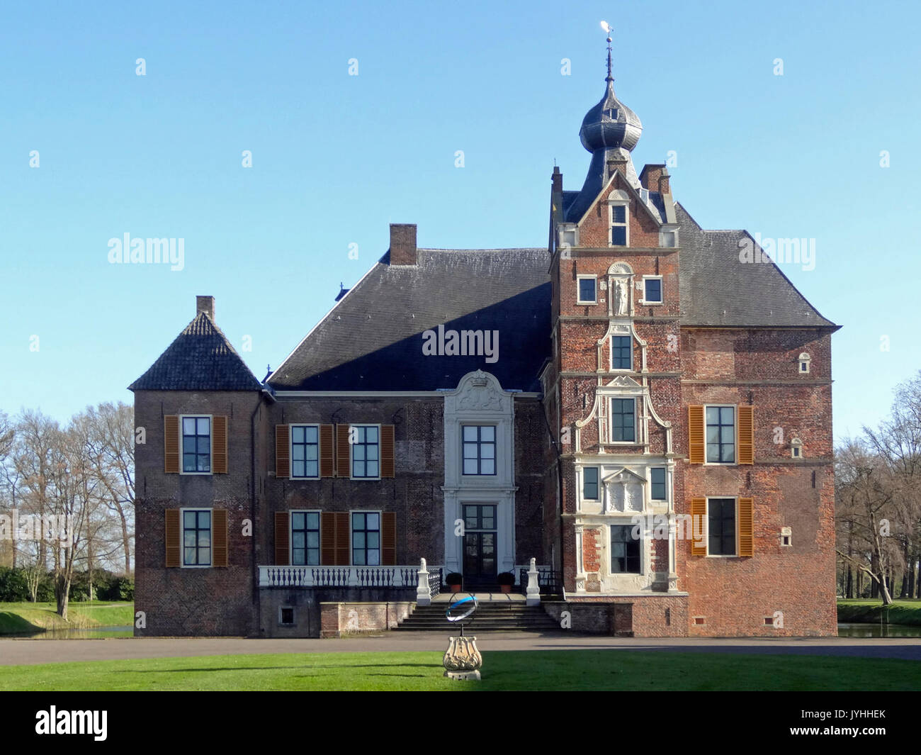 Castle cannenburch vaassen hi-res stock photography and images - Alamy