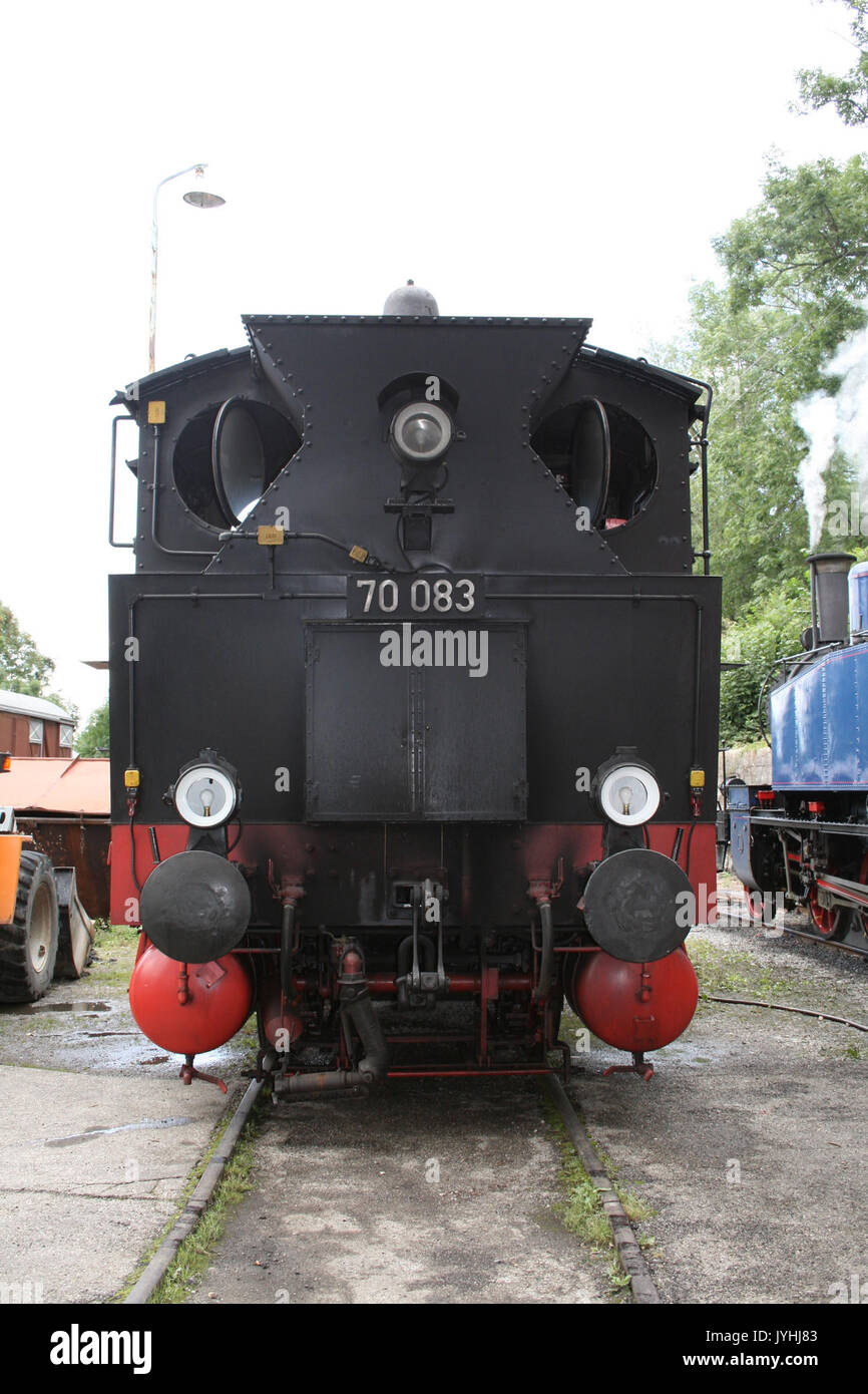 70 083 Lokschuppen Stock Photo - Alamy