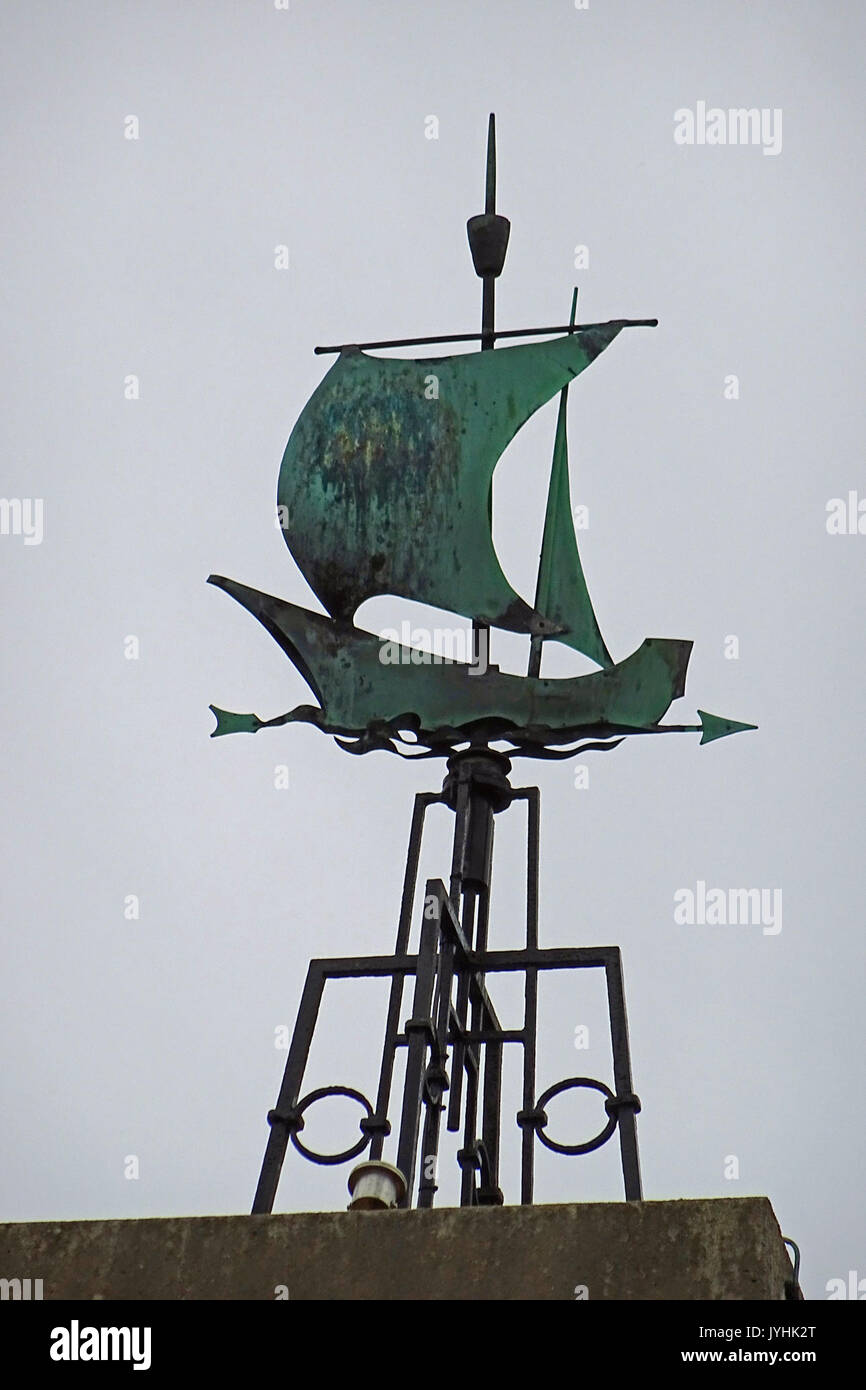 Windvaan hi-res stock photography and images - Alamy