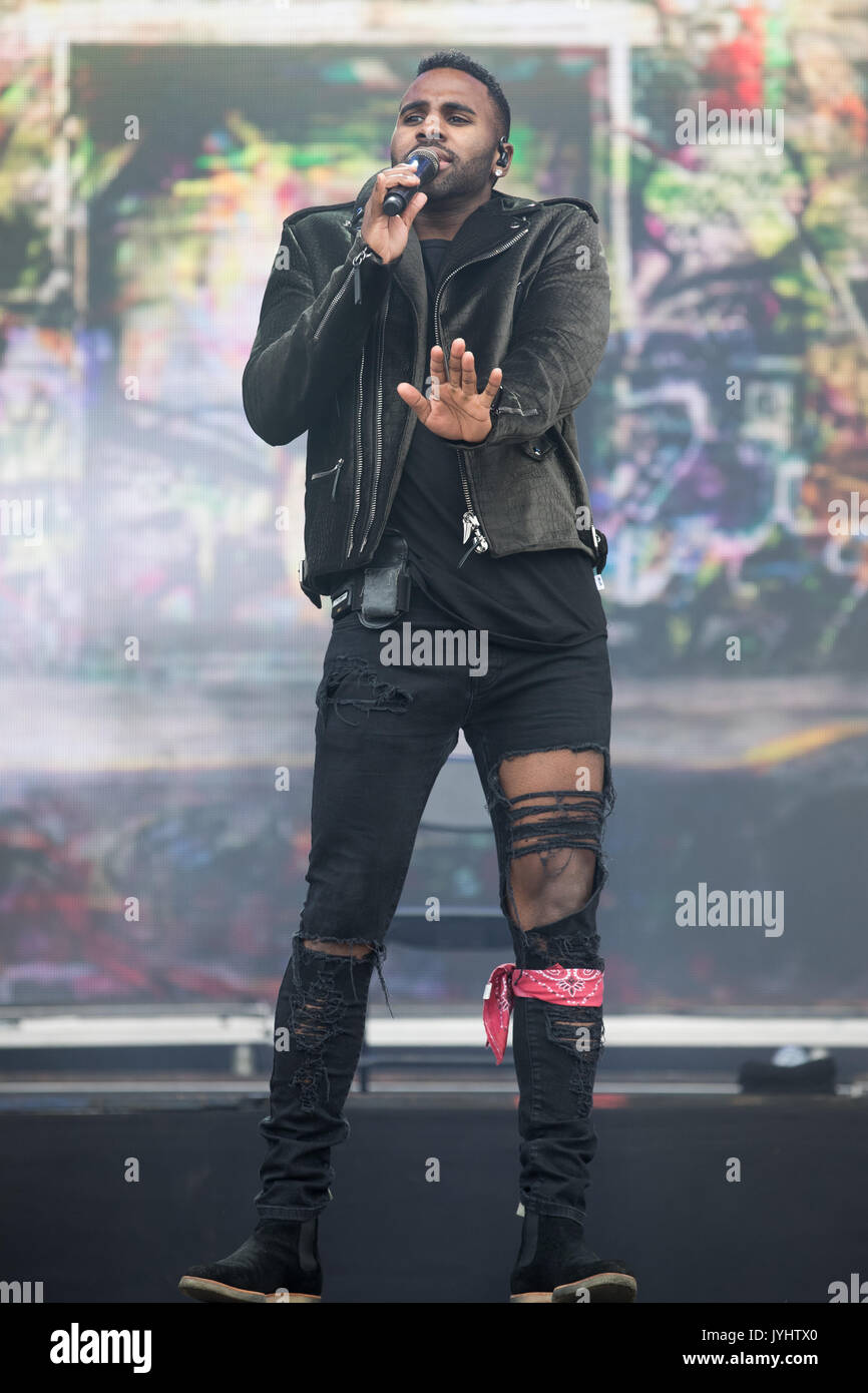 Jason derulo performs on supervene stage hi-res stock photography and ...