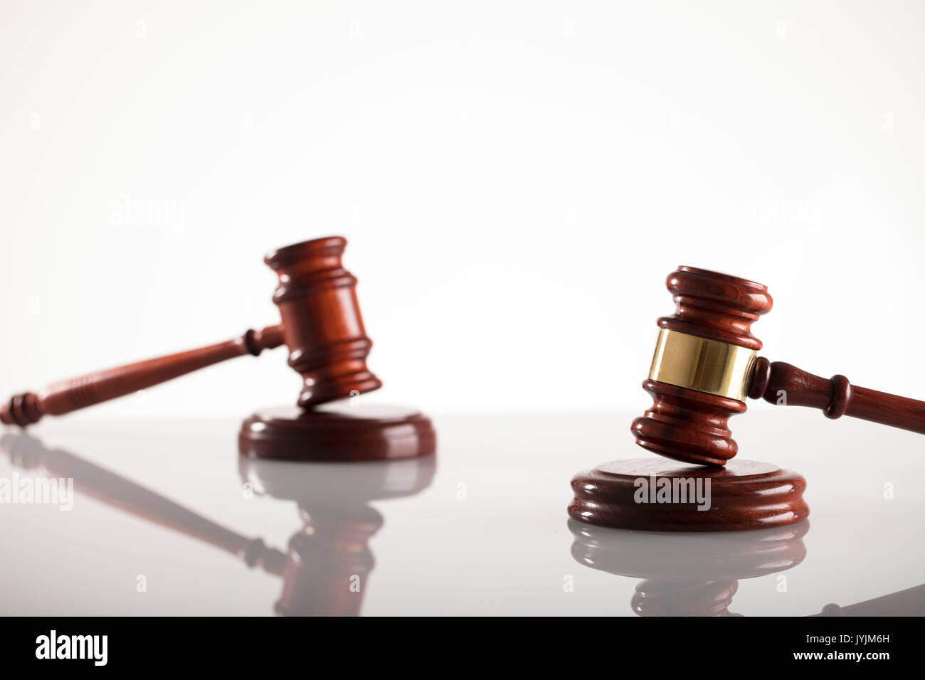 Gavel auction hi-res stock photography and images - Alamy