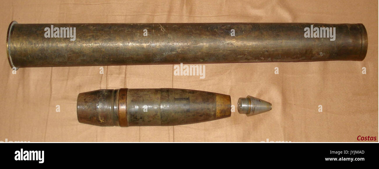 Ww2 shell hi-res stock photography and images - Alamy