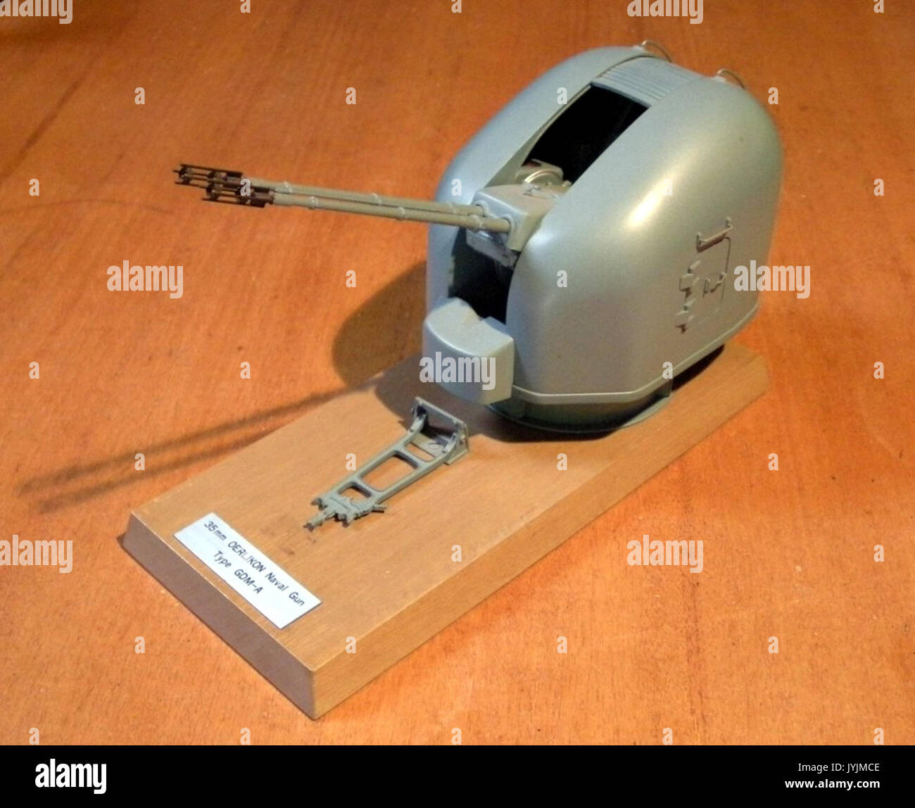 35 mm OERLIKON Naval Gun Stock Photo - Alamy