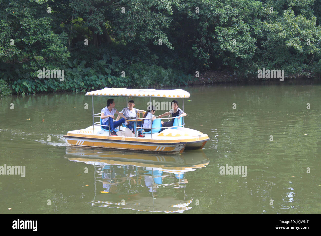 Pedalo rides hi-res stock photography and images - Alamy