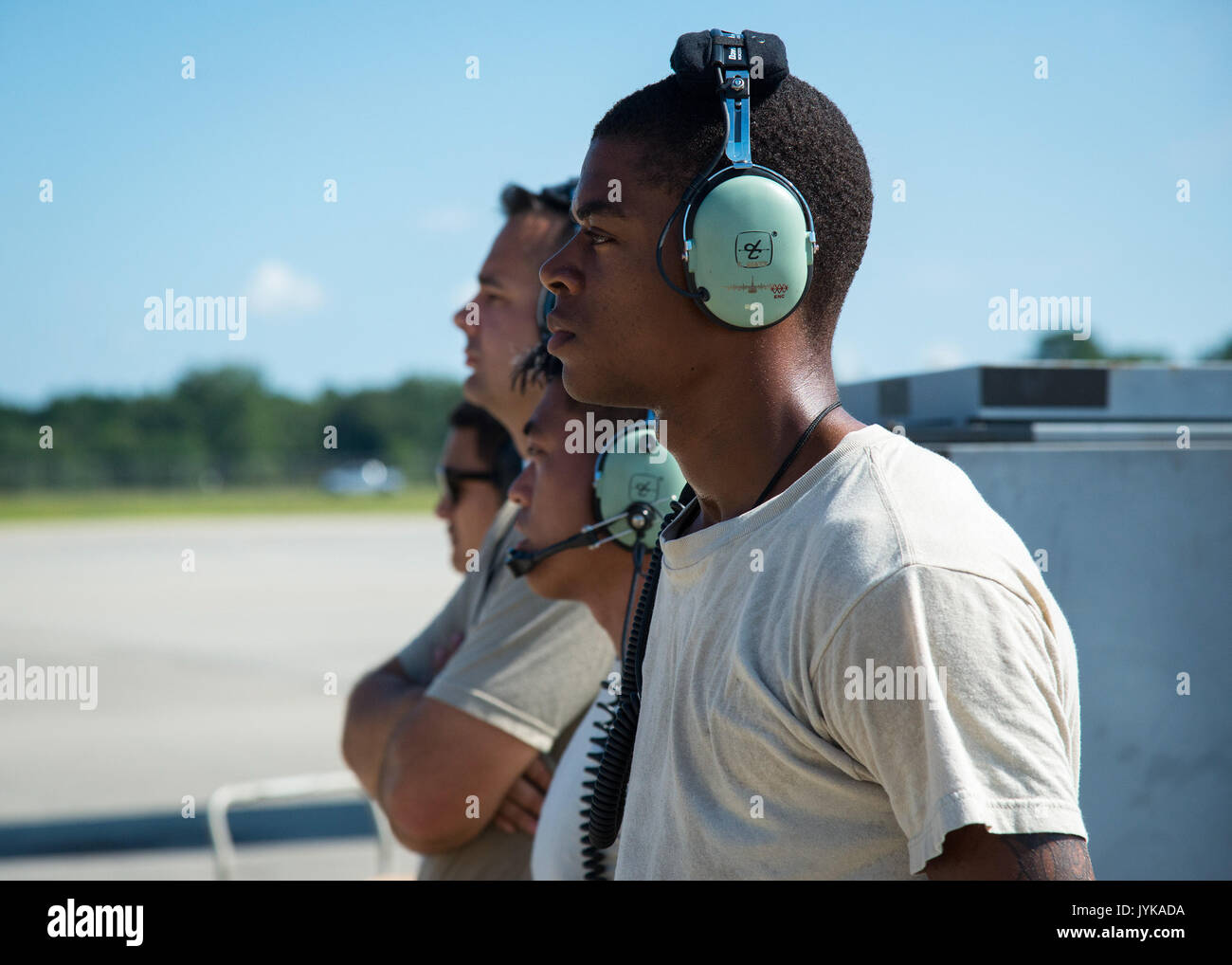 Aircraft marshalling procedure hi-res stock photography and images - Alamy