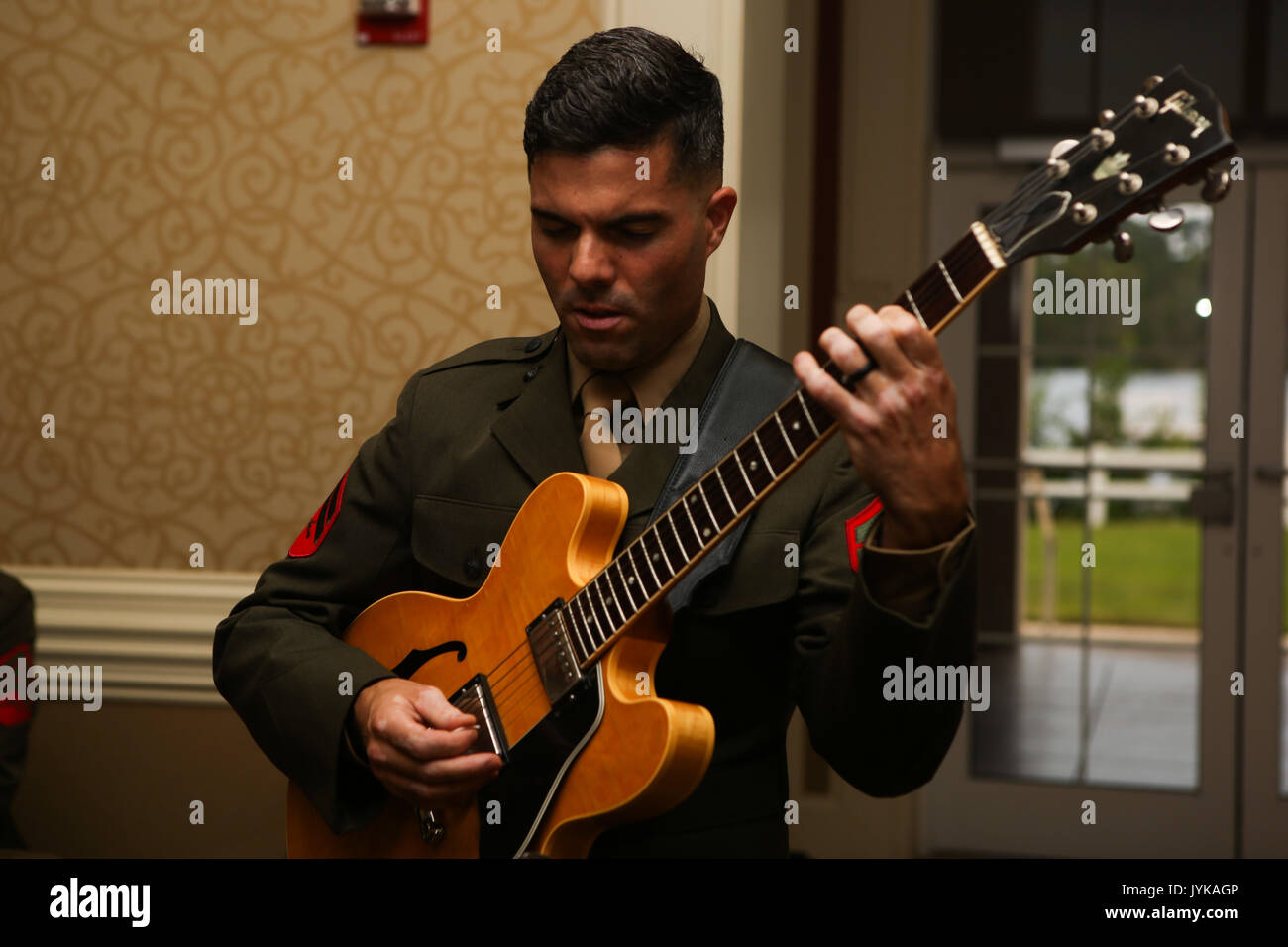 Sean healey hi-res stock photography and images - Alamy