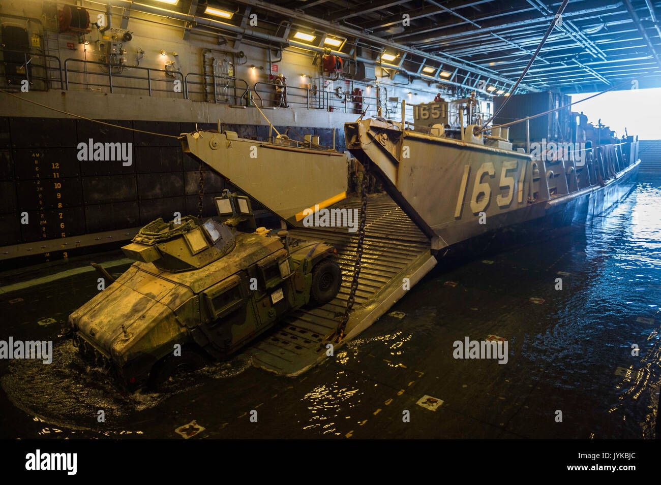 Lcu 1651 hi-res stock photography and images - Alamy